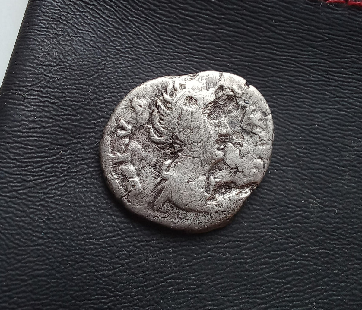 #N132# Roman silver denarius coin of Faustina I from 146-161 AD ...