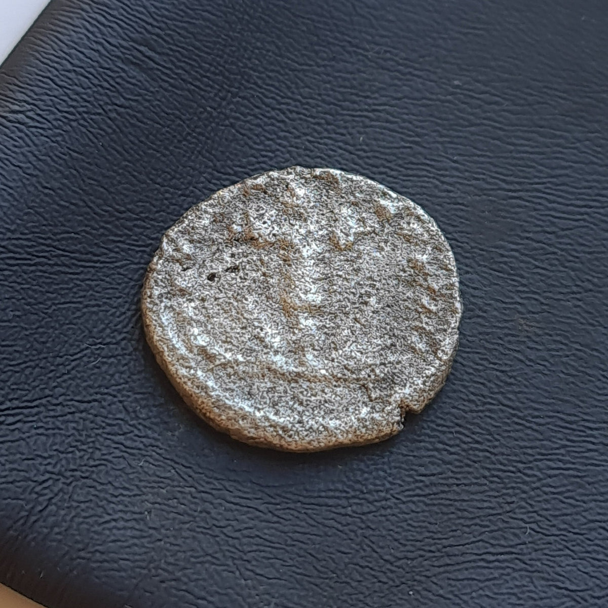 #N198# Roman silver fouree denarius coin of Septimius Severus from 201 ...