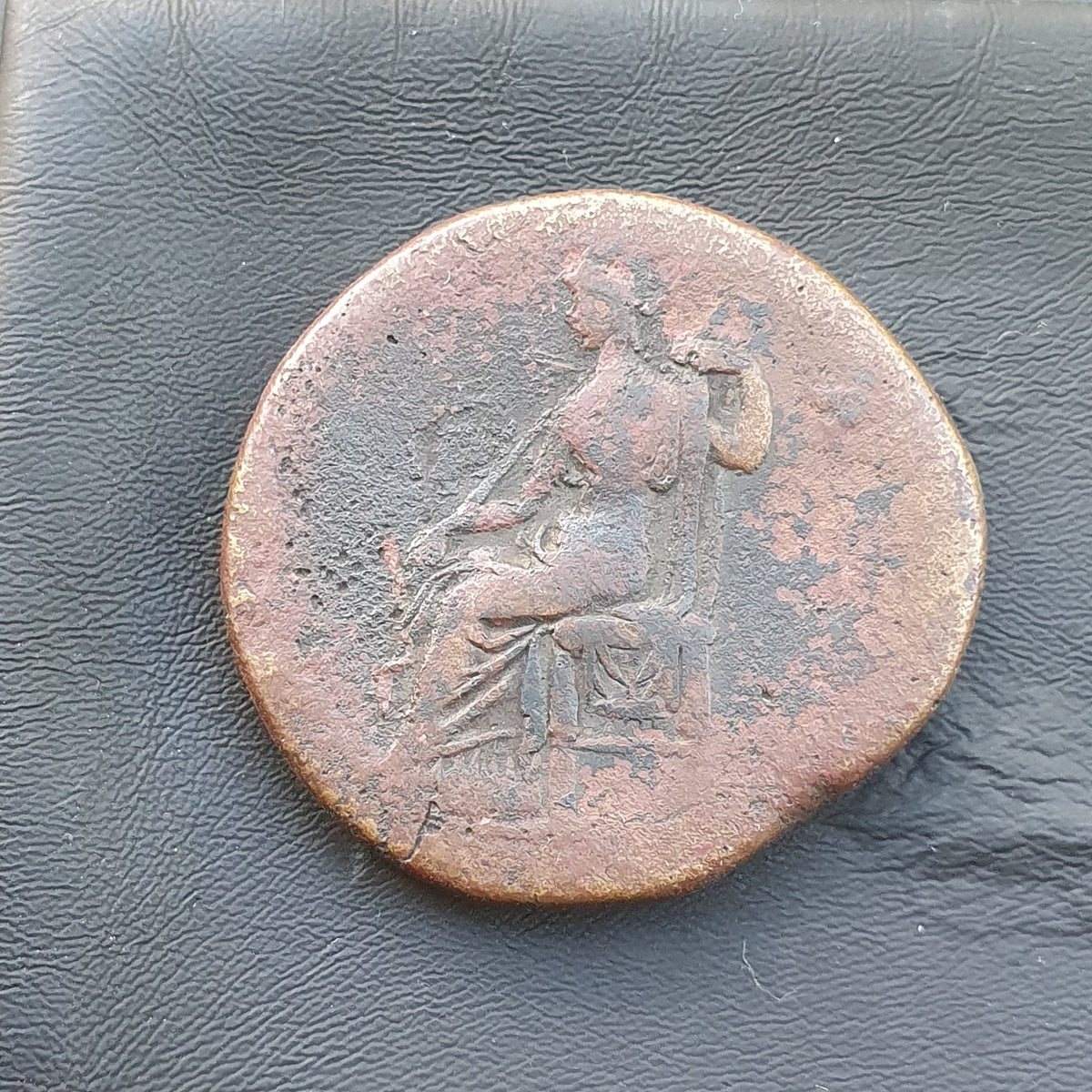 #p301# Roman bronze Sestertius coin of Antoninus Pius from 144 AD ...