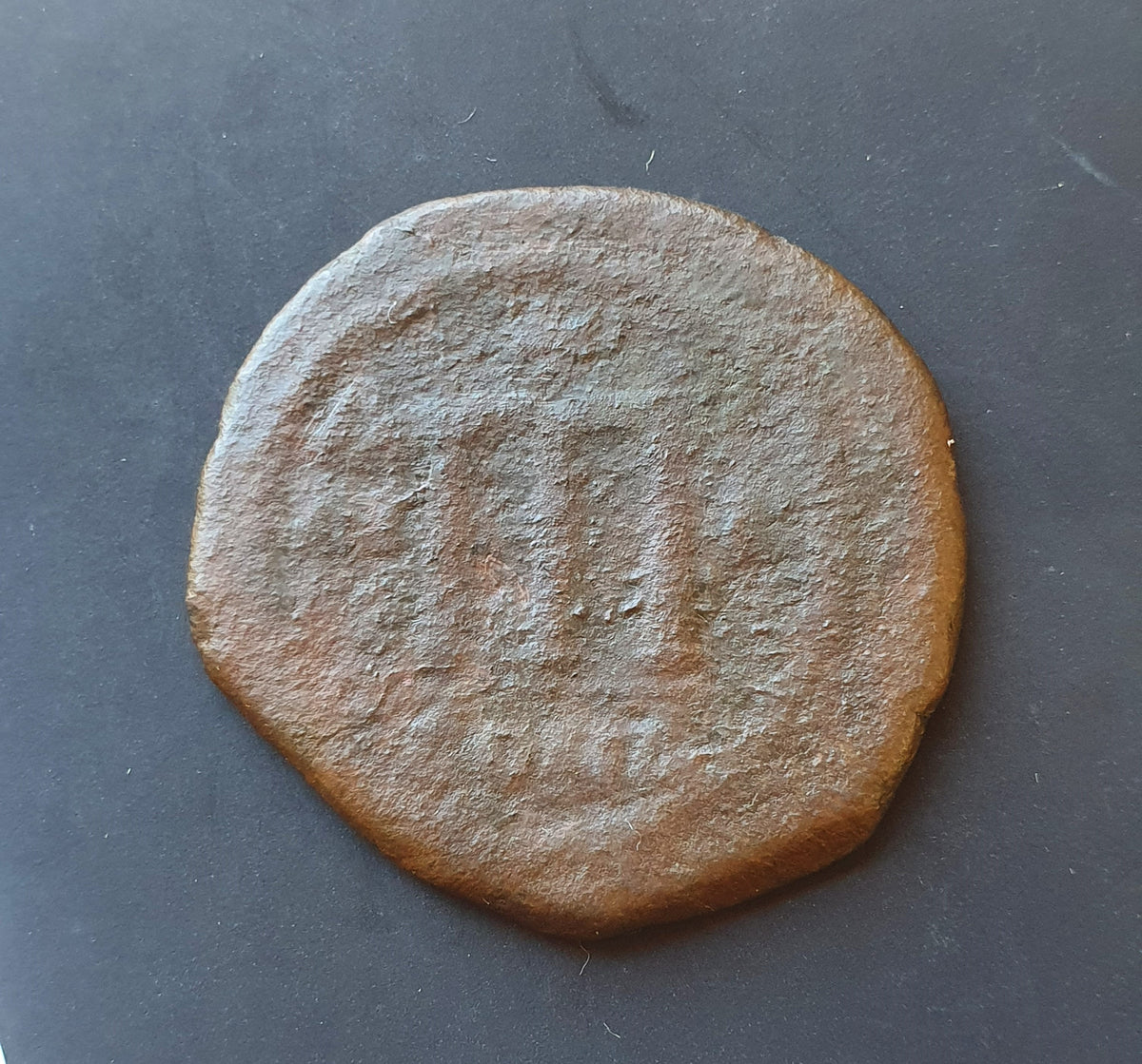 #L909# Byzantine Follis coin of Phocas-Leontia from 602-610 AD ...