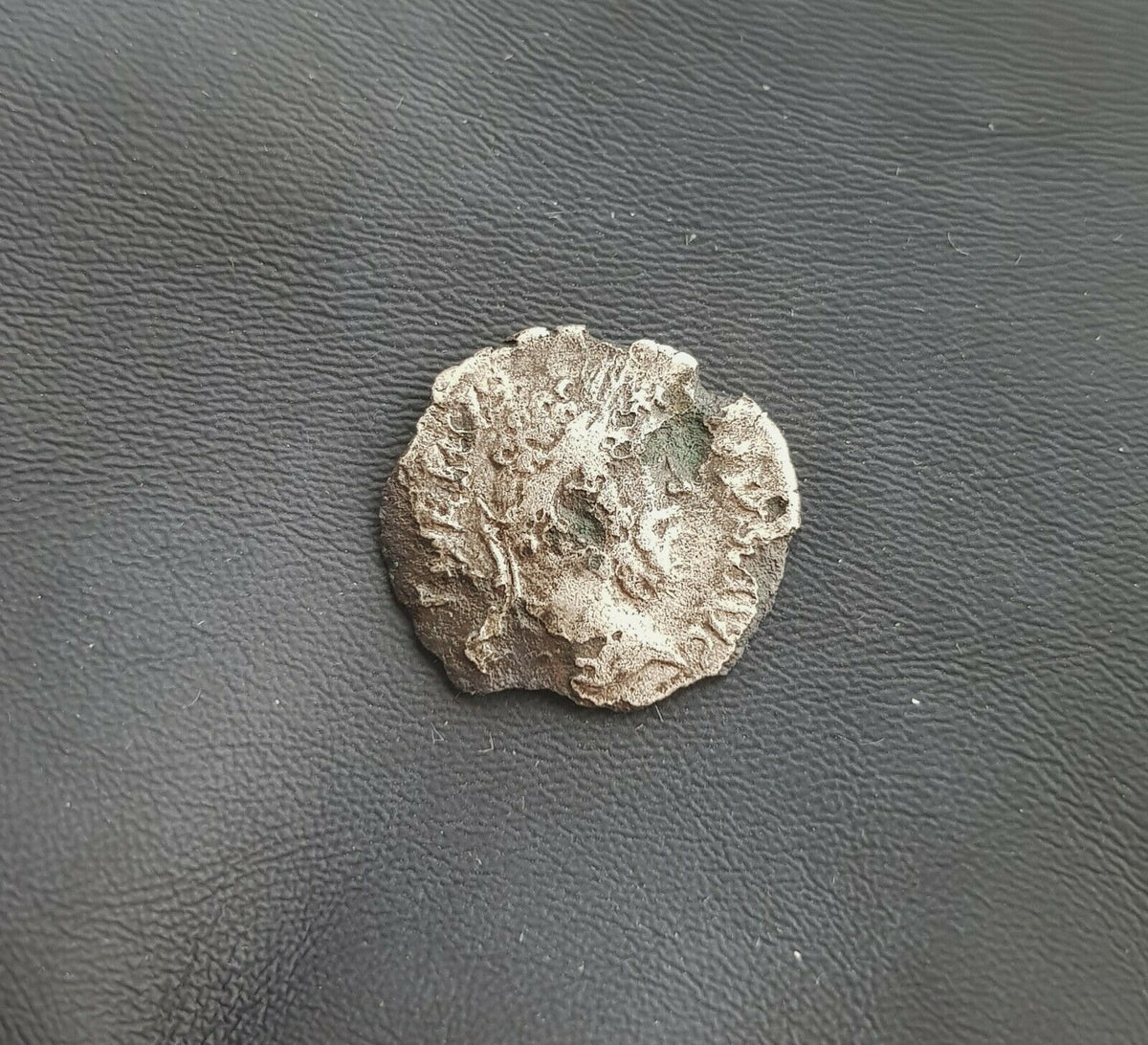 #h987# Roman silver fouree denarius coin of Septimius Severus from 207 ...