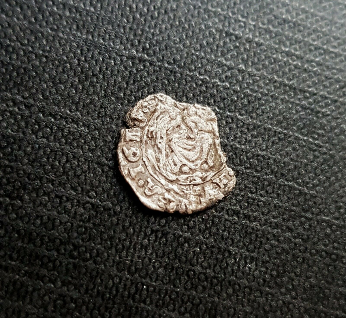 #f202# Hungarian silver denar coin of Matthias II from 1618 AD ...