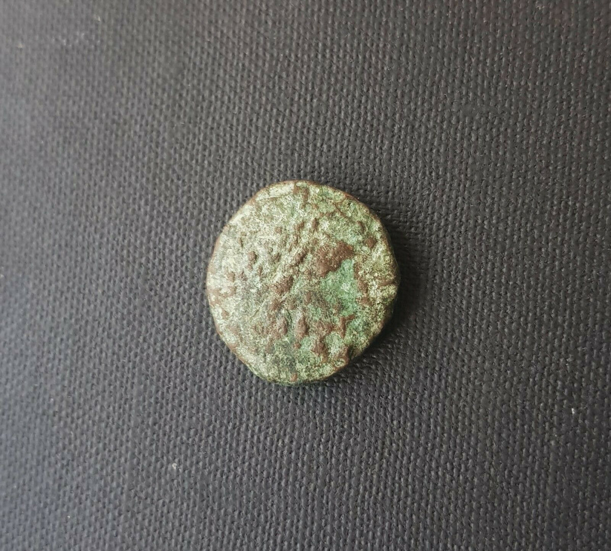 #g539# Anonymous Greek City Issue Bronze Coin of Pergamon from 200-133 ...