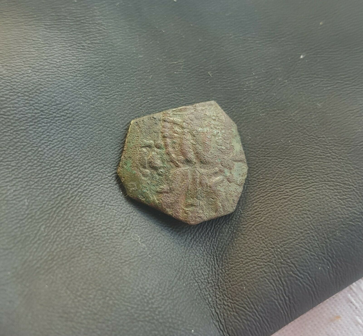 #h853# Byzantine Trachy coin from Latin Occupation of Constantinople 1 ...